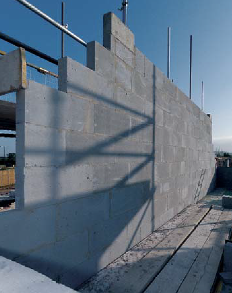 Thin-joint blocks for Code level 6 homes, Basingstoke | H+H UK | ESI ...