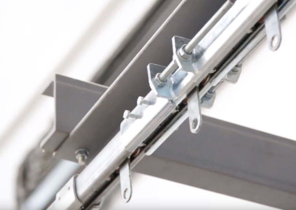 Multirail Auto powered overhead conveyor system | Runners Sliding Door ...