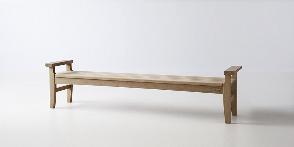 Chico backless bench | Benchmark | ESI External Works