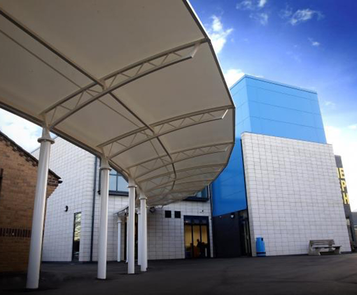 Oxford cantilever covered walkway | Clovis Canopies | ESI External Works