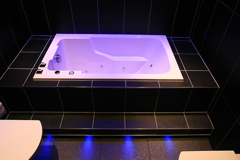 Bespoke hydrotherapy systems for baths | Design & Form | ESI Interior ...