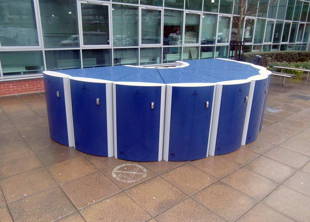 Velo-Safe space-efficient cycle locker for 1 bike | Cycle-Works | ESI ...