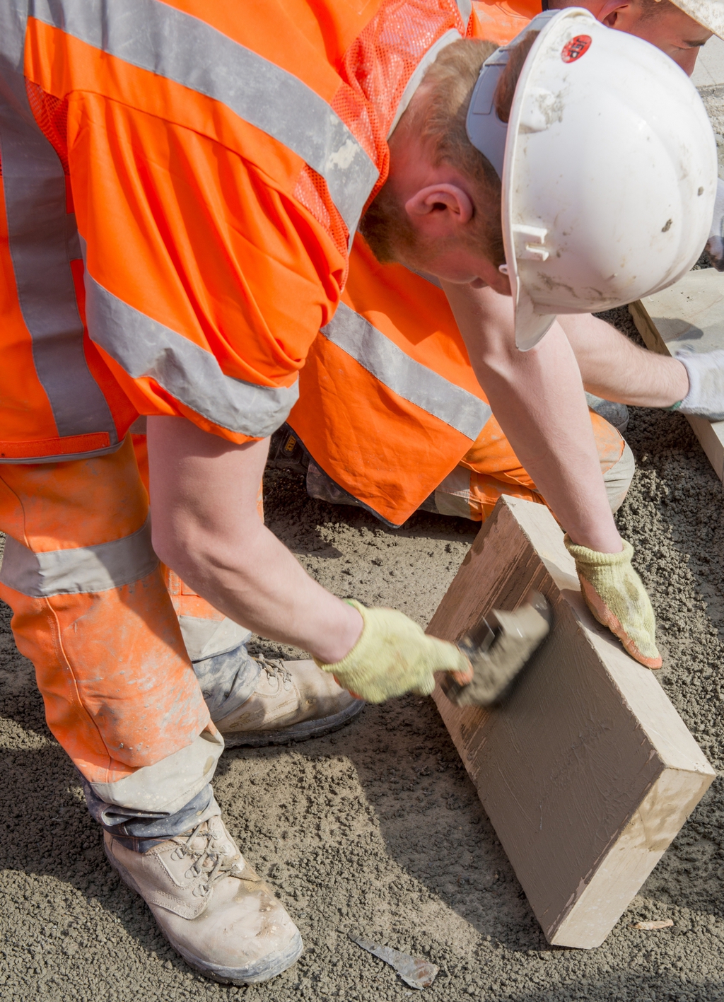 tuffbond Utility: bonding and priming mortar | Steintec | ESI External ...