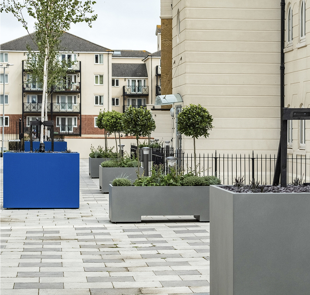 Bespoke steel planters for Hamilton Quay podium deck | IOTA | ESI ...