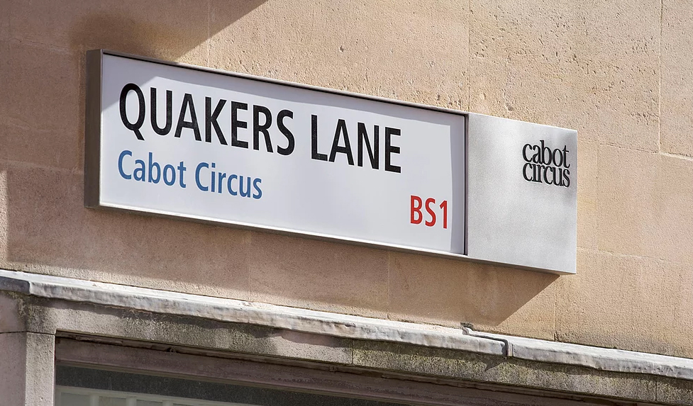 Bespoke wayfinding signage for shopping centre | fwdesign | ESI ...