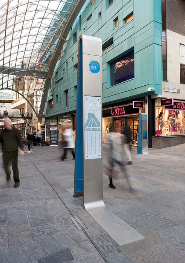 Bespoke wayfinding signage for shopping centre | fwdesign | ESI ...