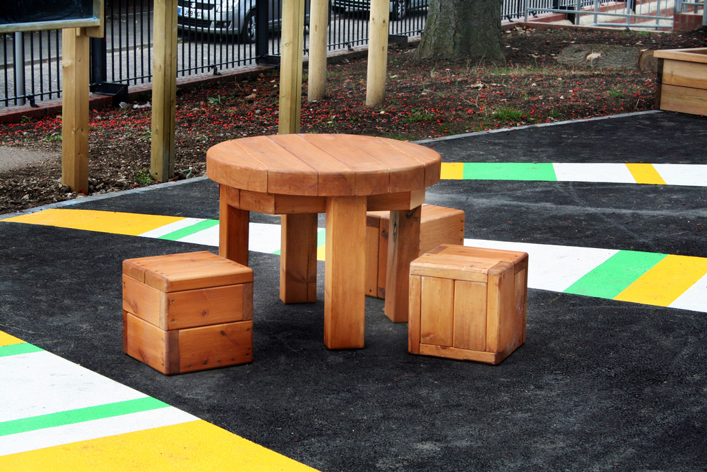 Sheldon Single Seater Cubed Bench Pod - SBN313 | Langley Design Street ...