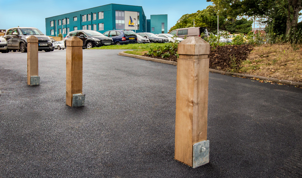 Sheldon Removable Timber Bollard - SBD301 | Langley Design Street ...