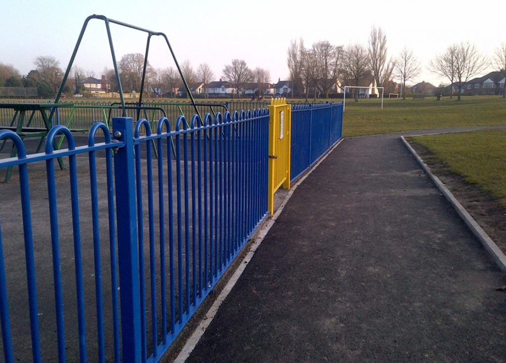Urban tubular railing systems | Urban Fencing | ESI External Works