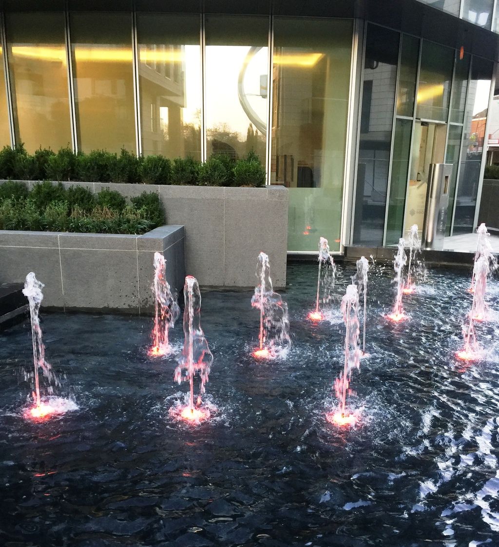 Water Wall & Jet Pools - Battersea Reach | Fountains & Features Ltd ...