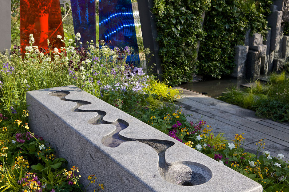 Award winning RHS Chelsea garden's water features | Fountains Direct ...