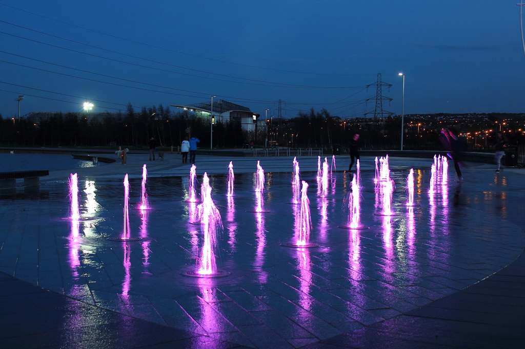 Colour changing jet water features, The Helix, Falkirk | Fountains ...