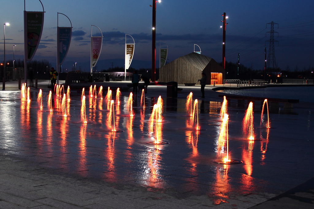 Colour changing jet water features, The Helix, Falkirk | Fountains ...
