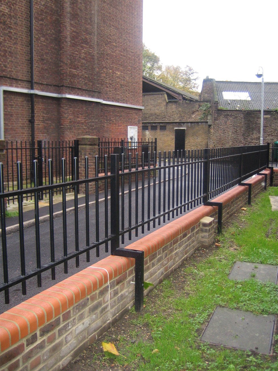 Barbican Imperial® residential railings | Jacksons Fencing | ESI ...