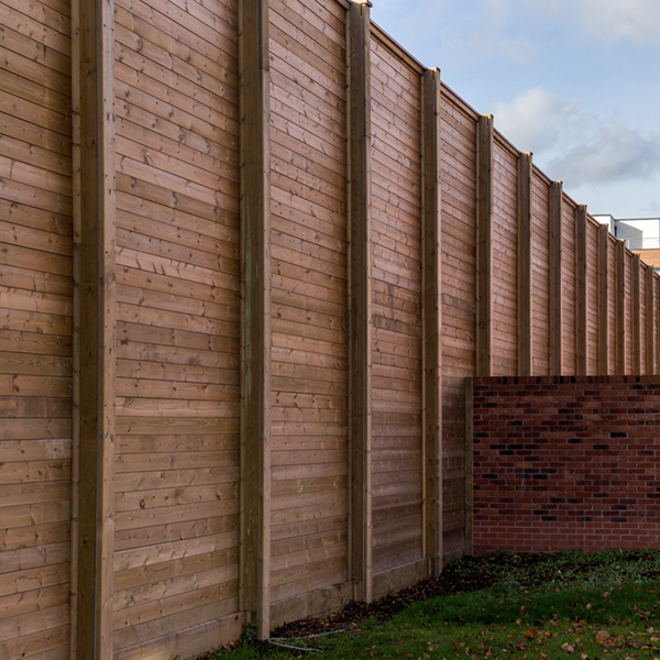 Jakoustic® Reflective acoustic fencing | Jacksons Fencing | ESI ...
