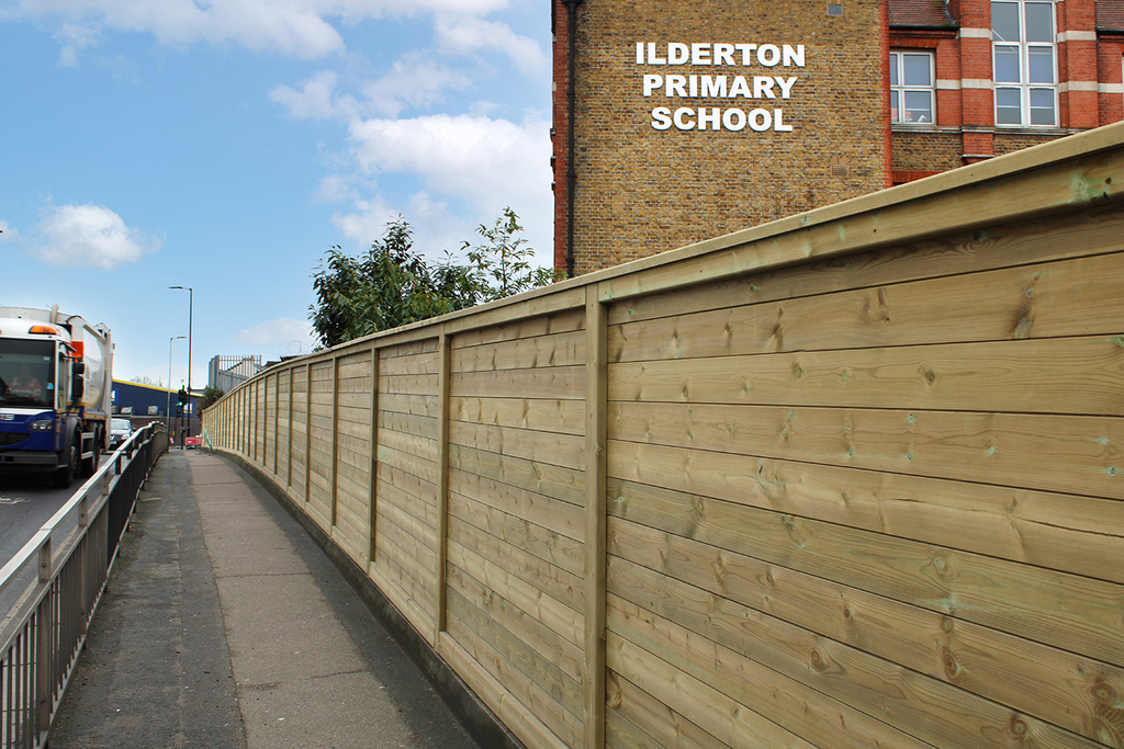 Jakoustic® Reflective acoustic fencing | Jacksons Fencing | ESI ...