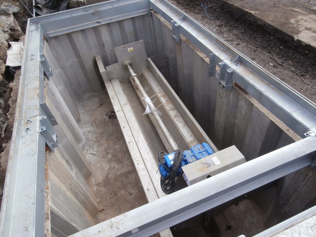 MecMex™ self-cleaning CSO mechanical screen | ELIQUO HYDROK | ESI Enviropro