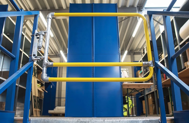 Kee Gate industrial self-closing safety gates | Kee Systems | ESI ...