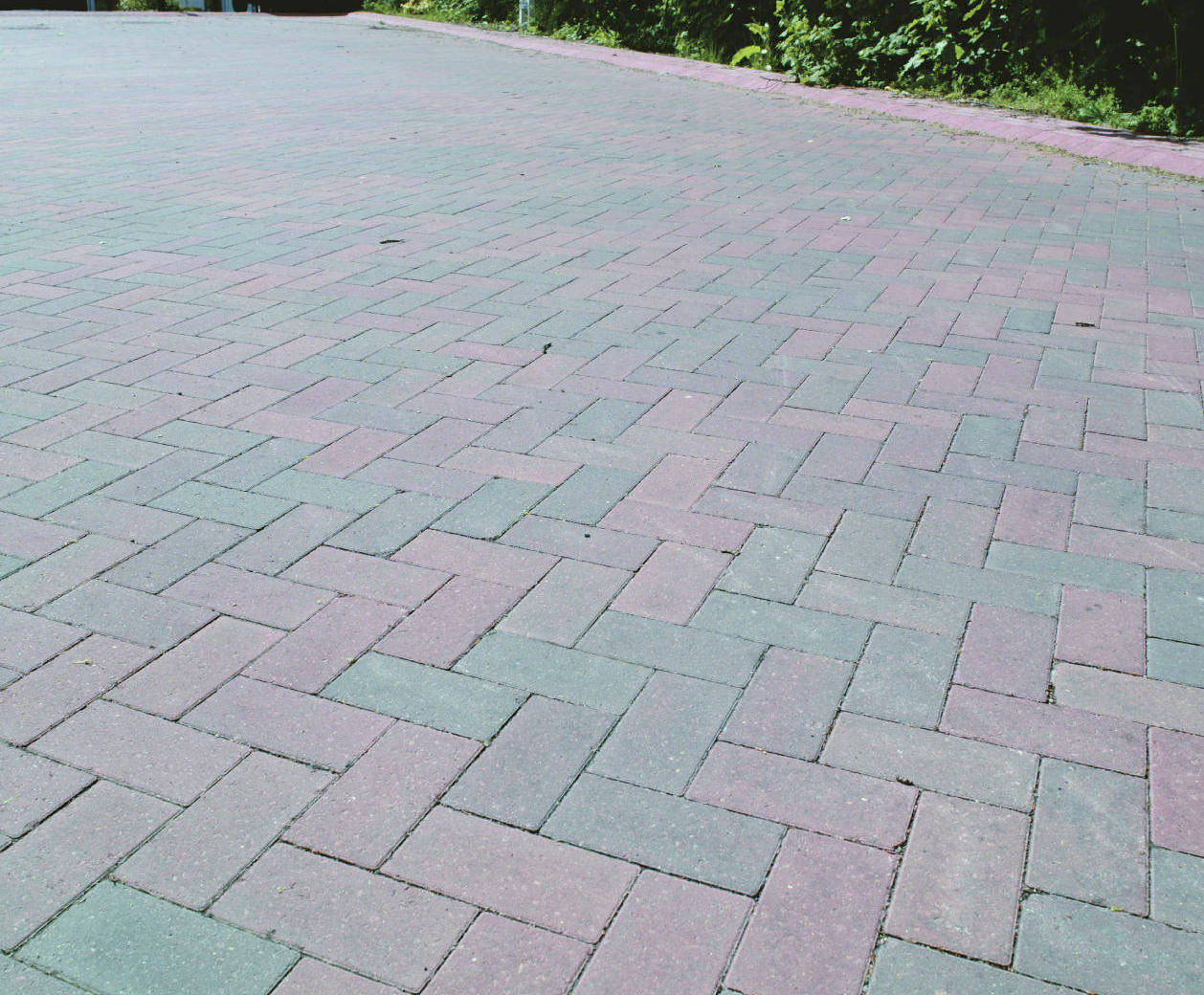 Keyblok Pencil Edge concrete block paving | Marshalls | ESI External Works