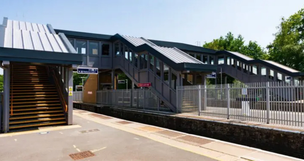 Fully enclosed pedestrian bridges | Nusteel Structures | ESI External Works