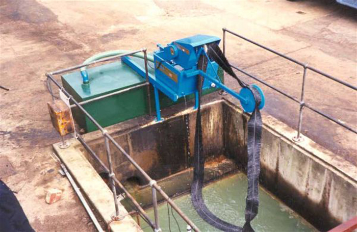 E-Series industrial mop skimmers | Oil Pollution Environmental Control | ESI Enviropro