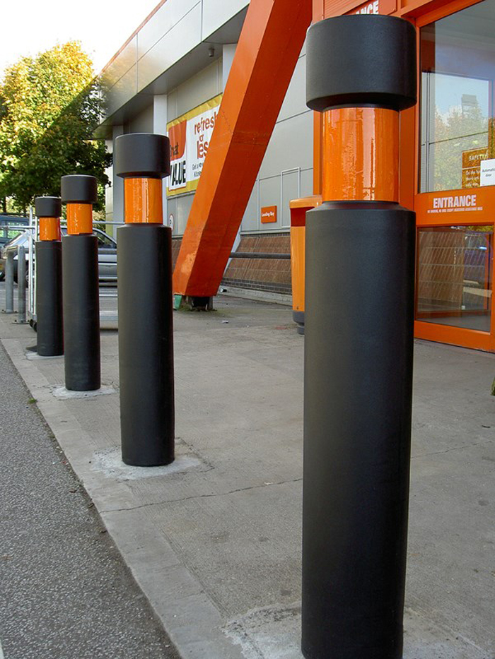DDA 100 - MDPE bollard with galvanised mild steel core | AUTOPA | ESI ...