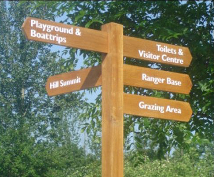 Solid oak directional fingerposts | Shelley Signs | ESI External Works