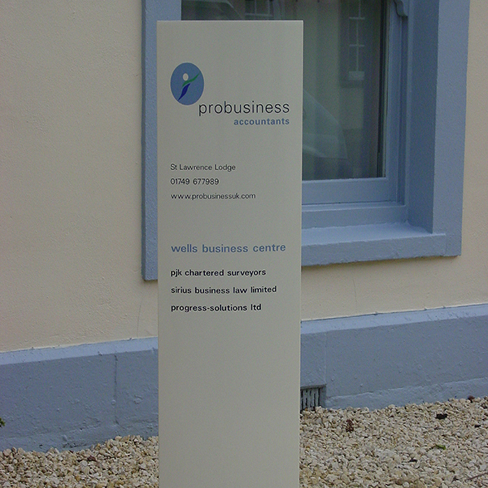 Infocurve-Lite mini curved monolith and totem signs | Signscape and ...