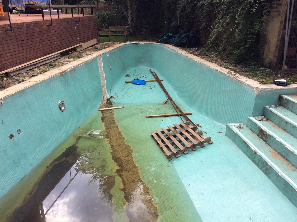 Renovating a neglected, unused 40-year-old outdoor pool | London ...