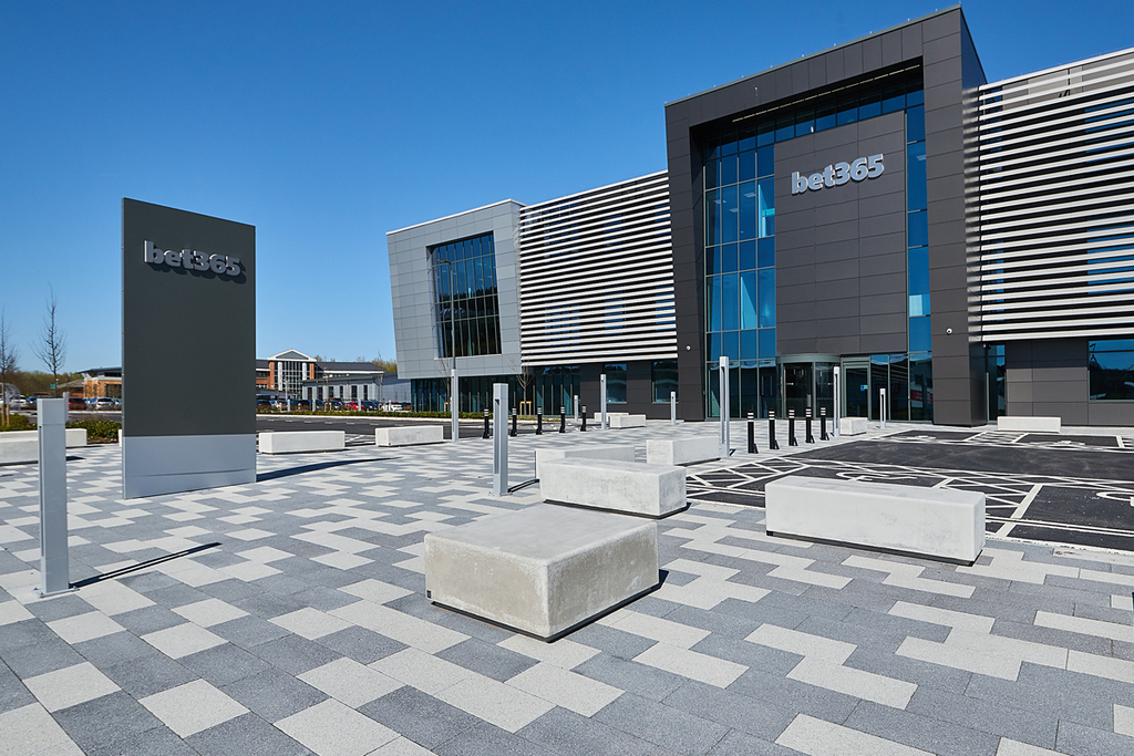 Fusion paving at new Bet365 HQ, Staffordshire | Tobermore | ESI ...