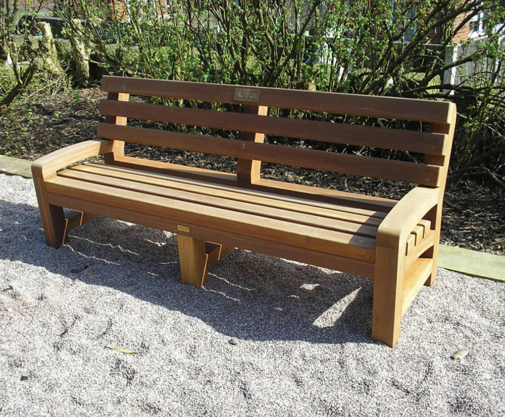 Tooting FSC-certified hardwood seat | Woodscape | ESI External Works