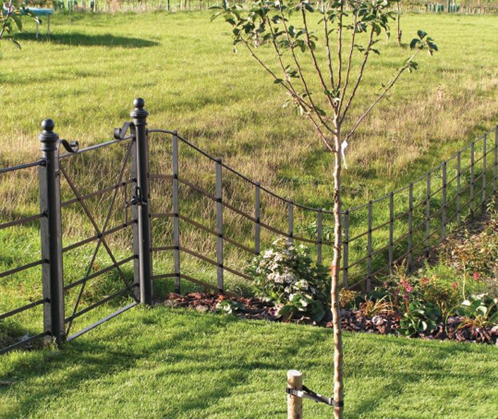 Continuous Bar - traditional mild steel estate fencing | Barkers ...