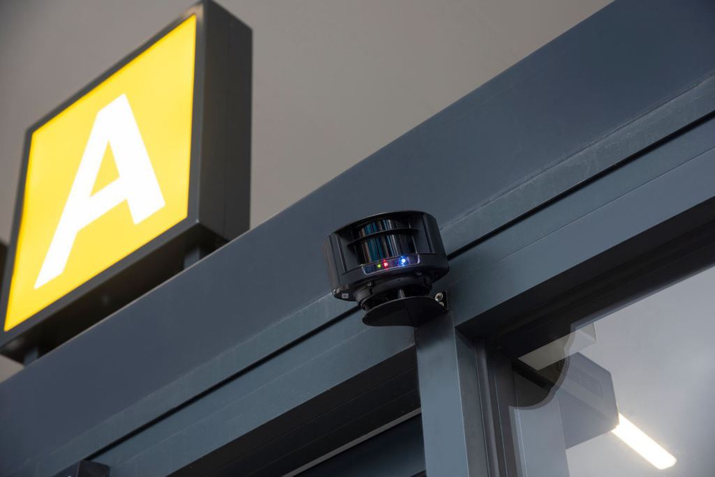 Automatic door drives with movement sensors for safety | GEZE UK | ESI ...