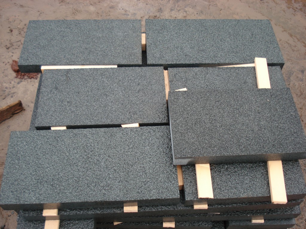 Scottish Whinstone paving | Tradstocks | ESI External Works