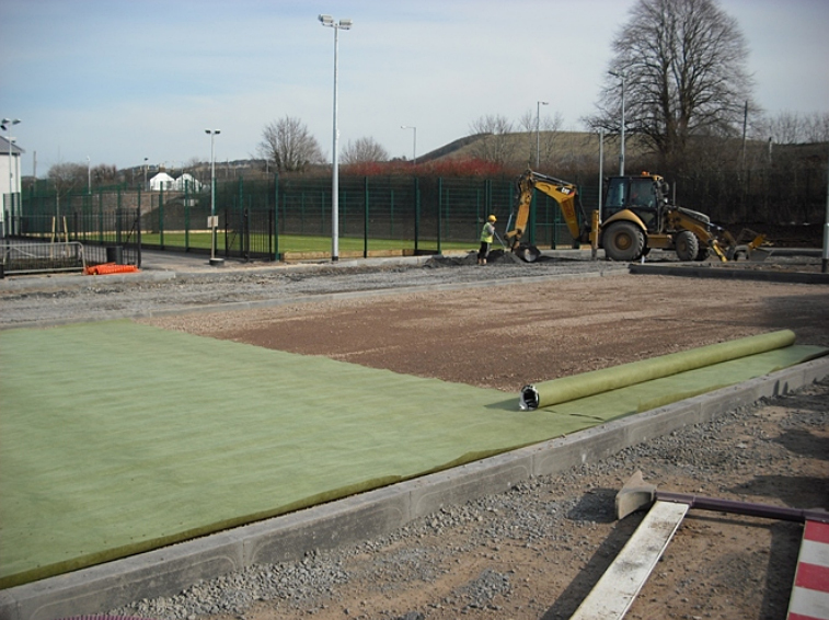 INBITEX geotextile for permeable block paving and SuDS | Terram | ESI ...