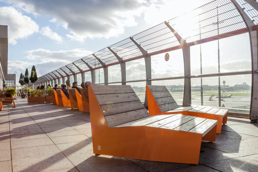 BLOC sun benches, BERG picnic benches - Hamburg Airport | Vestre Ltd ...