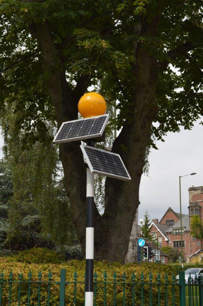 Solar-powered Belisha beacon - 100,000 hours | Street Furnishings | ESI ...