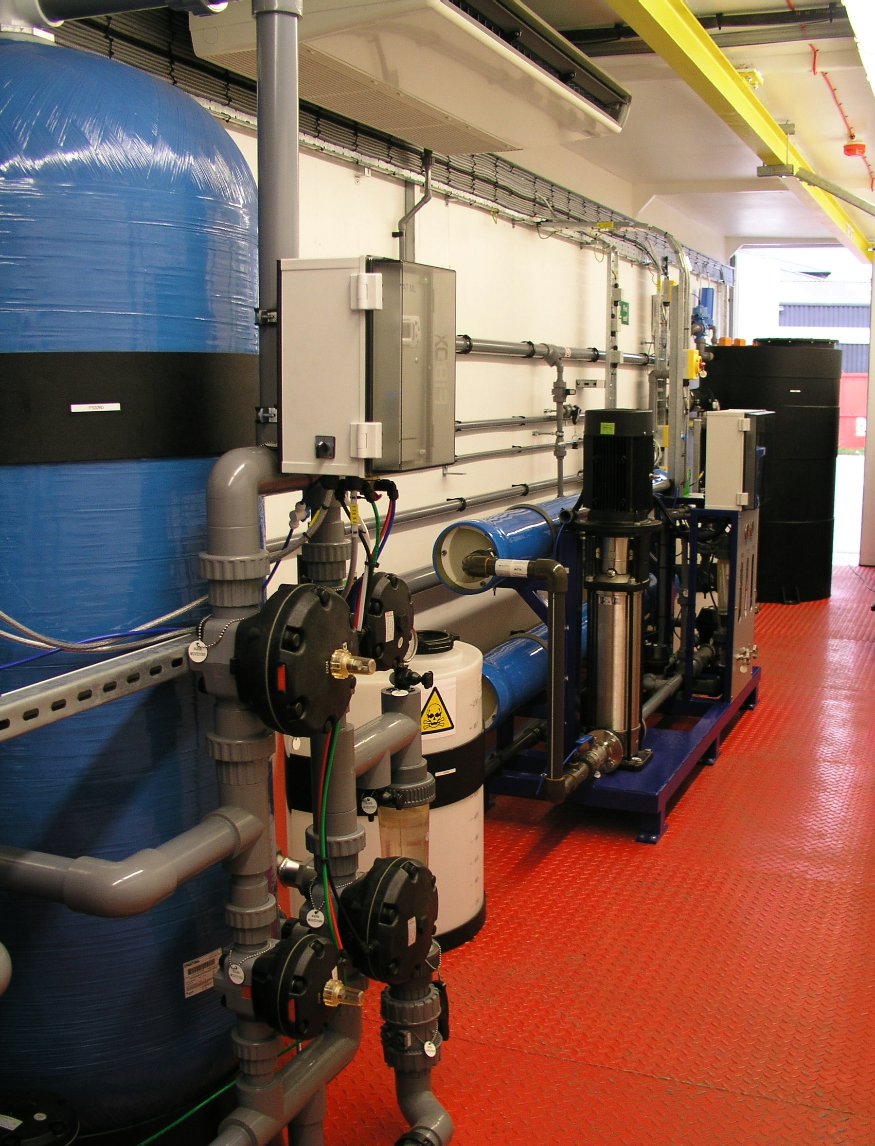 Containerised water purification systems | Wychwood Water Systems | ESI ...