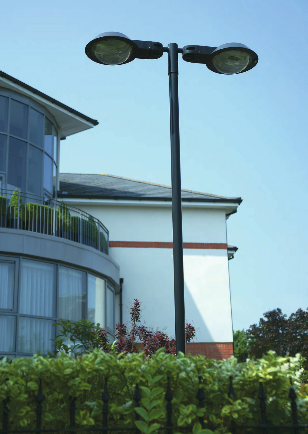 Neos Lantern - LED street and amenity lighting | Candela Light | ESI ...