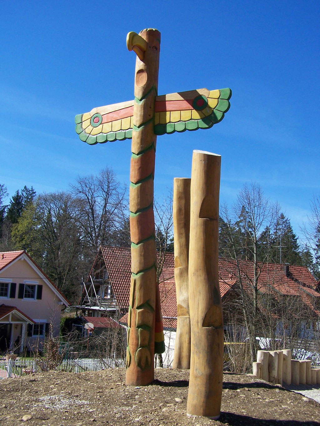 Totem Pole | Jupiter Play | ESI External Works