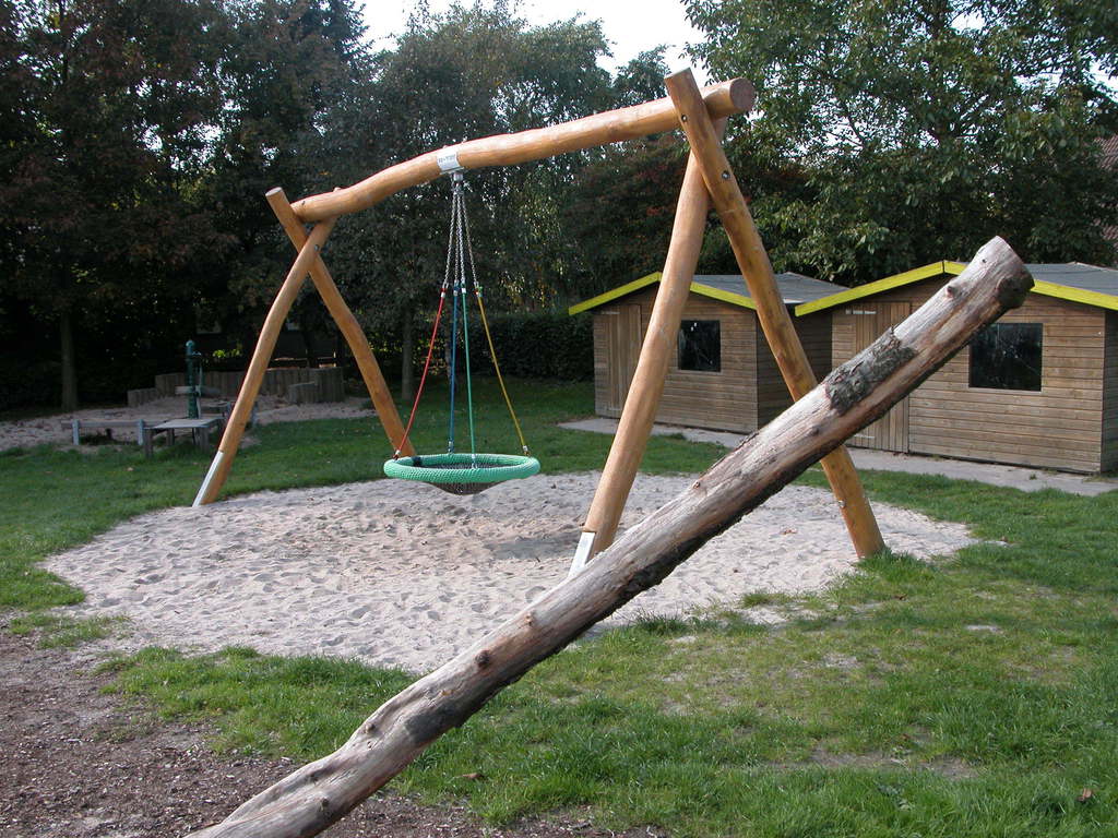 3m Height Single Point Swing 901240100R | Jupiter Play | ESI External Works