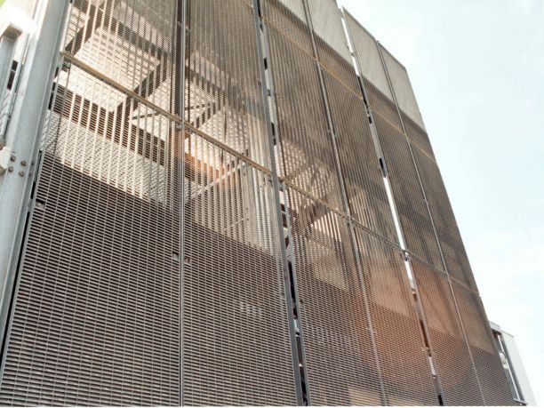 Louvre galvanised steel mesh gratings for screening | Elefant Gratings ...