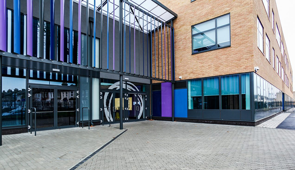 Internal balustrade for Oasis Academy Arena | BA Systems | ESI Building ...