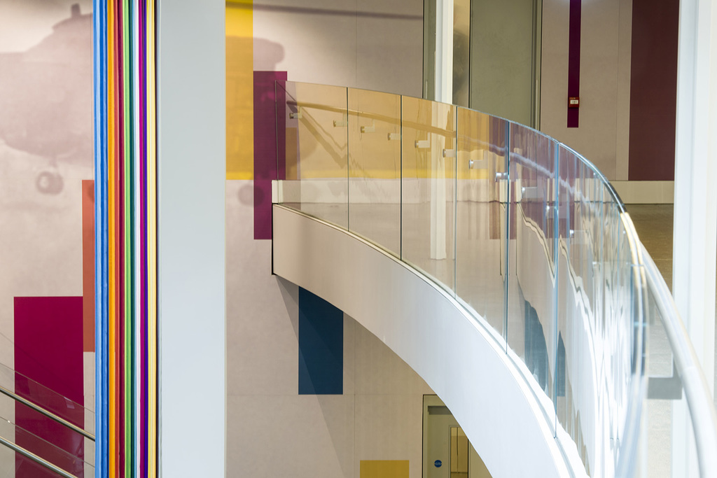 Seamless glass balustrade for museum refurbishment | BA Systems | ESI ...