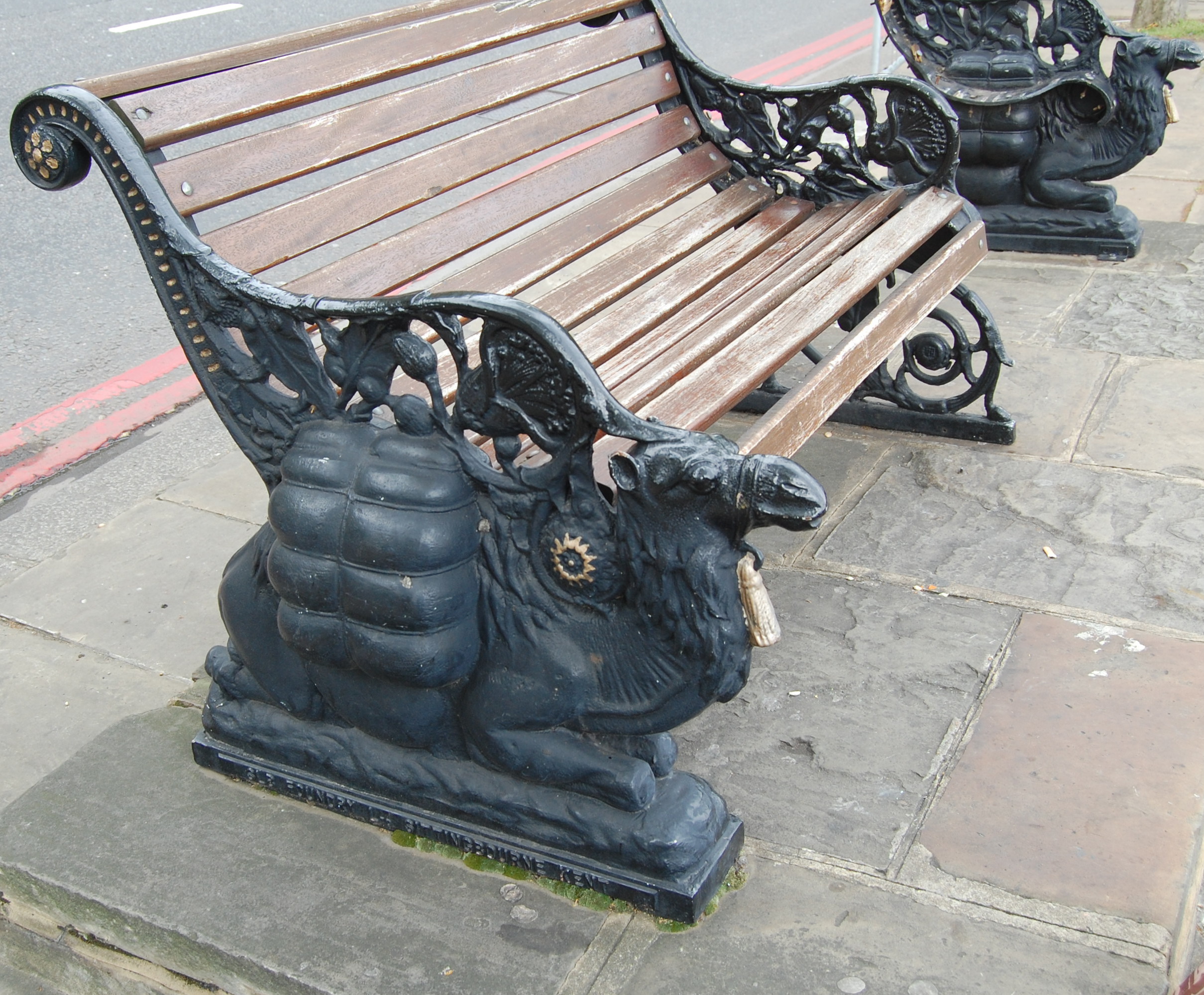Restoration of Camel Benches, Embankment, London | Branson Leisure ...