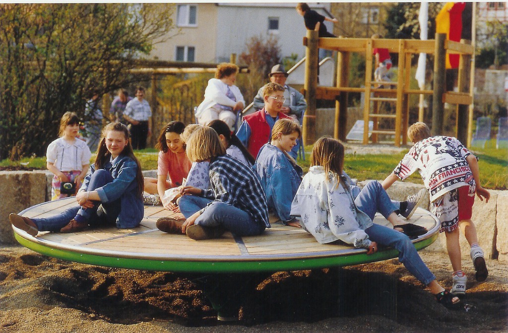 Giant Revolving Disc | Timberplay | ESI External Works