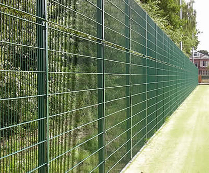 TwinSports - medium usage wire mesh sports fencing | Barkers Fencing ...
