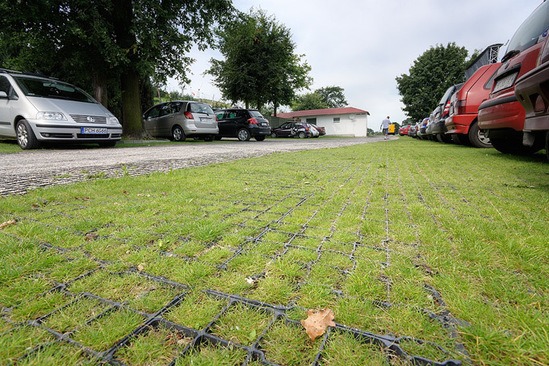 Traffipave sustainable ground surface system | Fibresand International ...