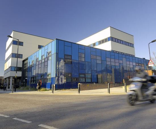 Thin-joint aircrete blocks, children's centre in Hackney | H+H UK | ESI ...