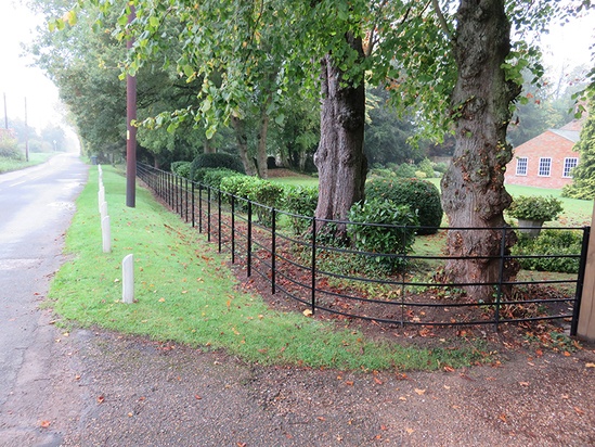 Traditional-style 5-bar estate and parkland fencing | Paddock Fencing ...